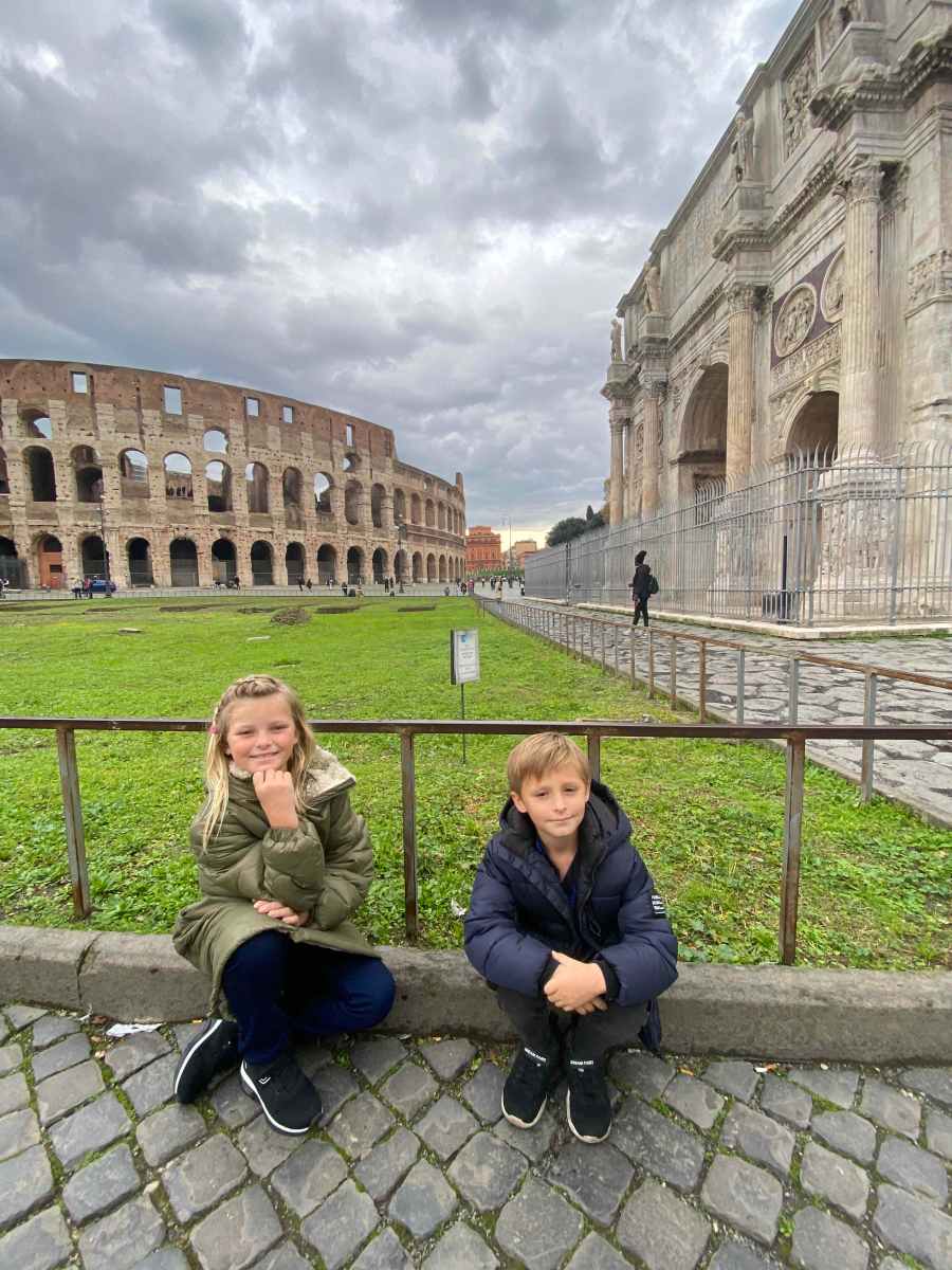 Italy – Rome – Traveling Lyons